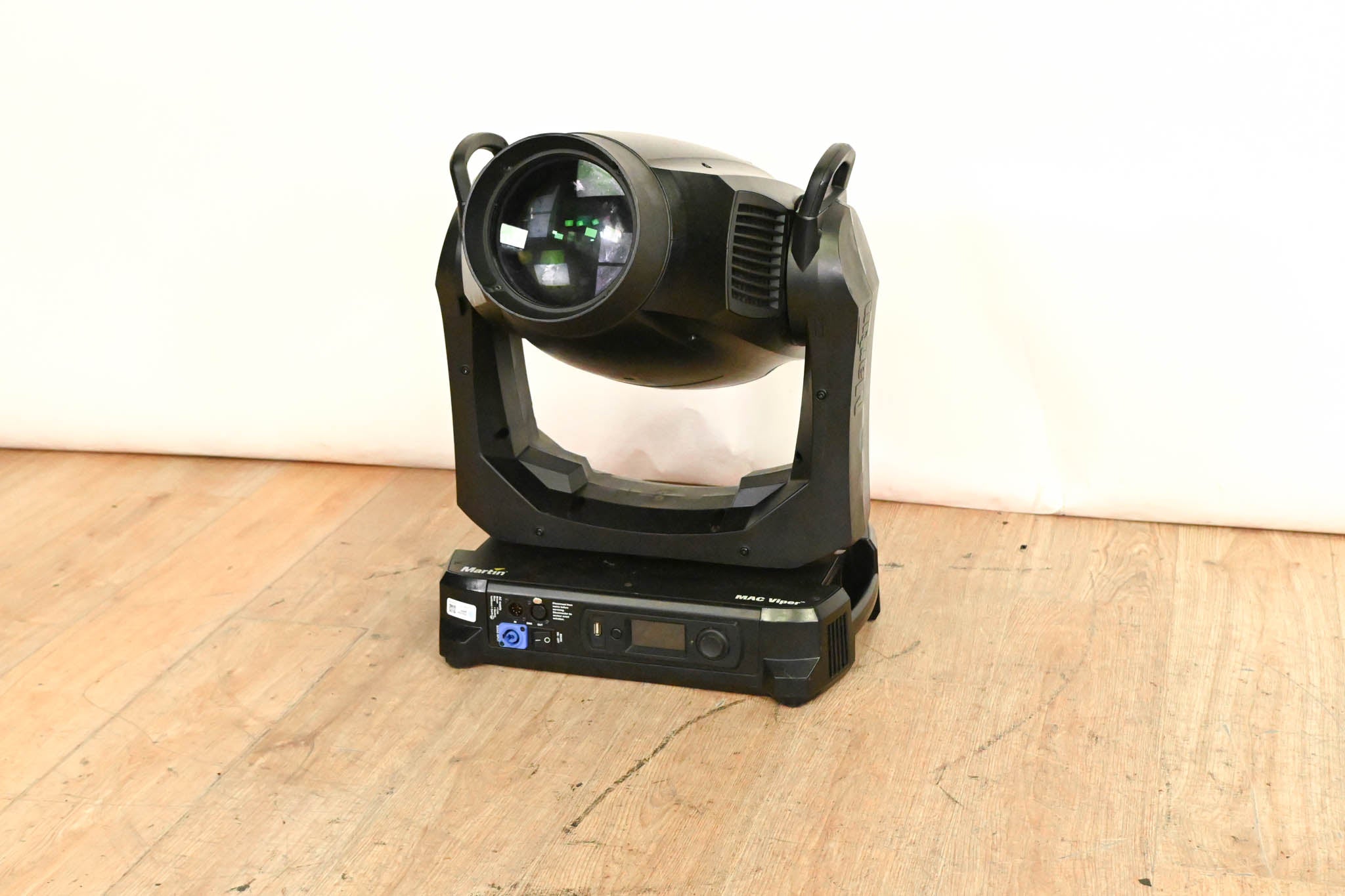 Martin MAC Viper Profile High Output Discharge-Based Moving Light CG01S3M