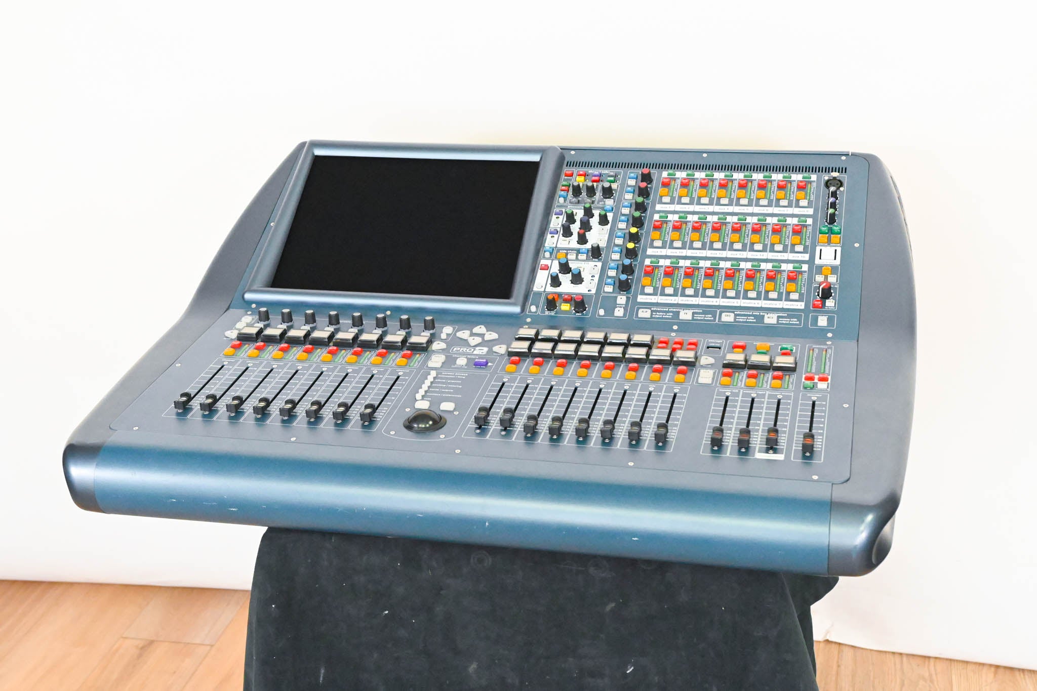 Midas PRO2C Live Digital Audio Mixing Console CG01WKW