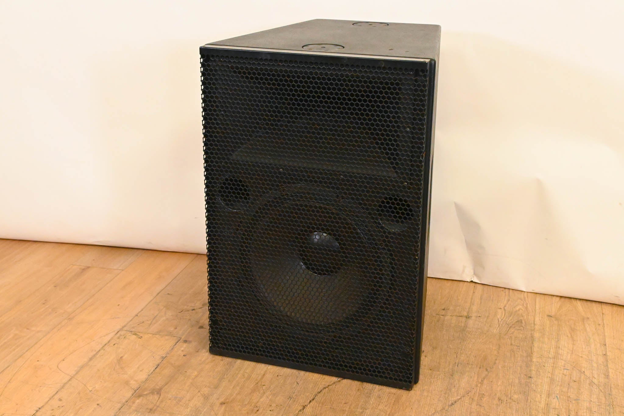 Meyer Sound CQ-2 Narrow Coverage Main Loudspeaker CG01U25