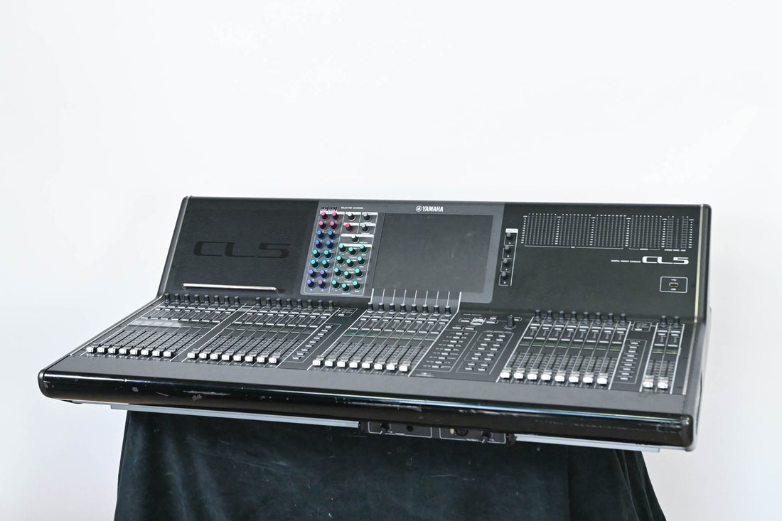Yamaha CL5 72-Channel Digital Mixing Console CG008XW