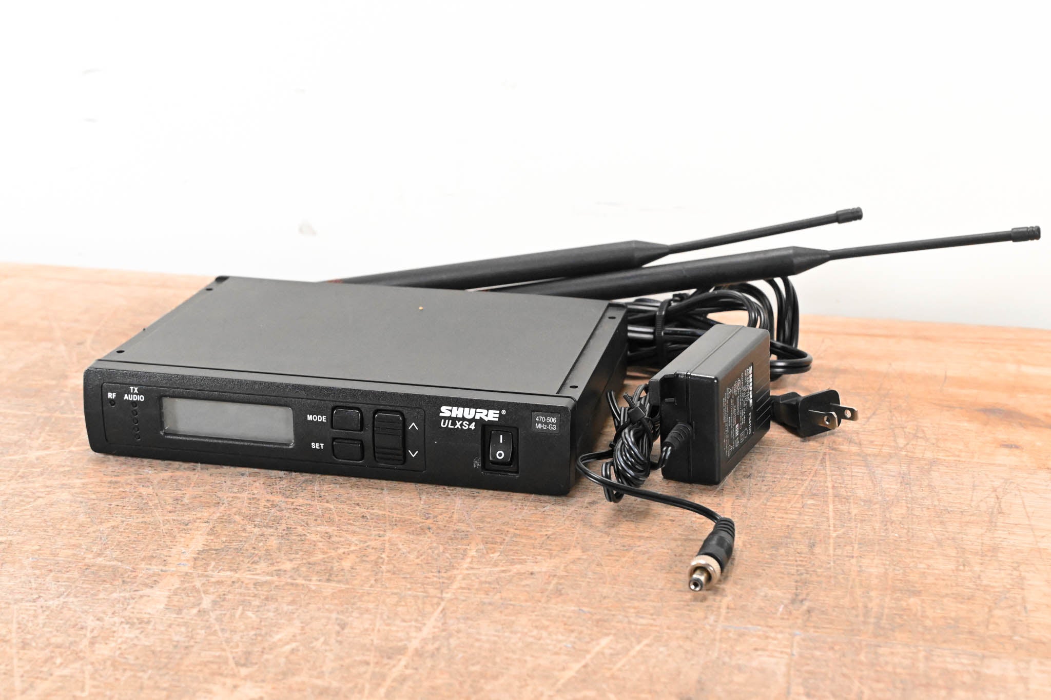 Shure ULXS4 Wireless Receiver - G3 Band: 470-506 MHz CG01CHK